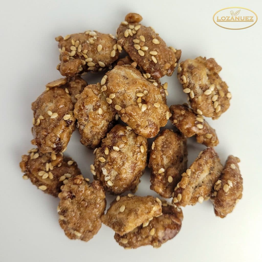 Nuez Garapiñada con Ajonjolí a granel 3 Kg - Lozanuez